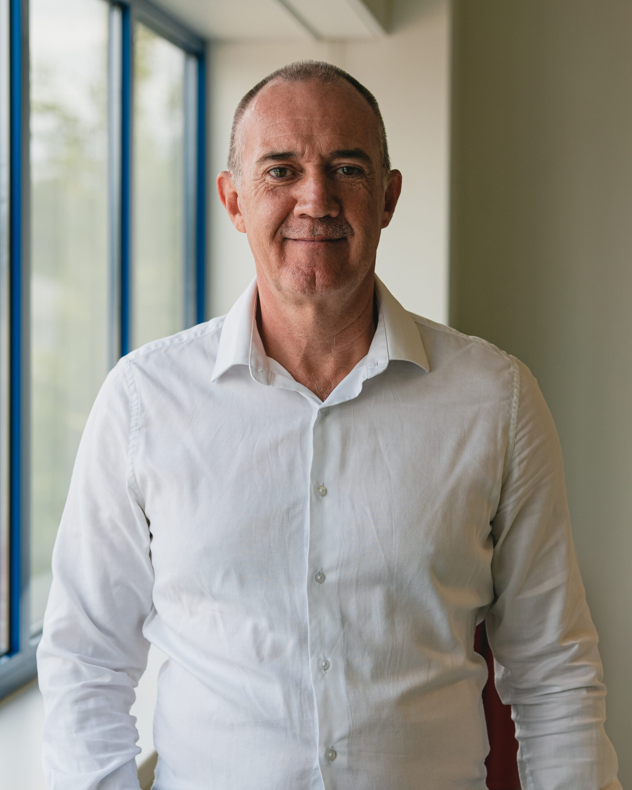 About us - E'log automation